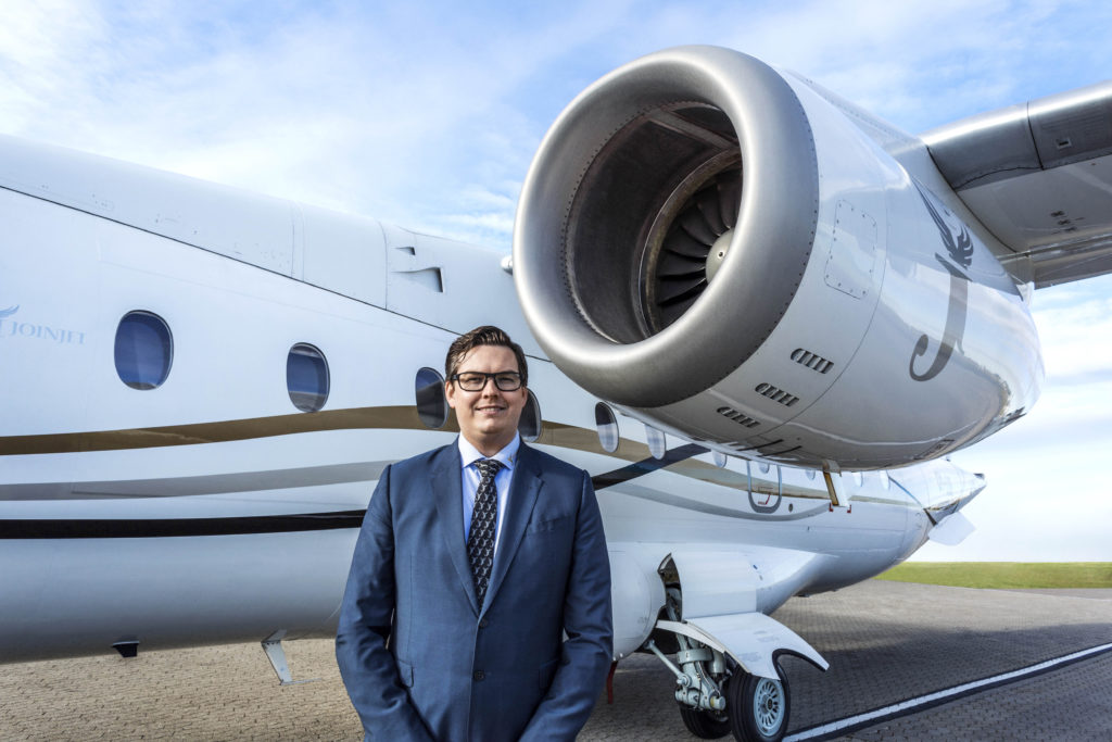 Kristoffer Sundberg: Store sko at fylde ud - CHECK-IN.DK